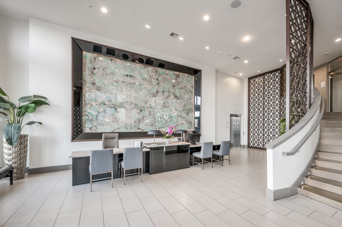 Photos and Video of Skyline at Midtown in Houston, TX