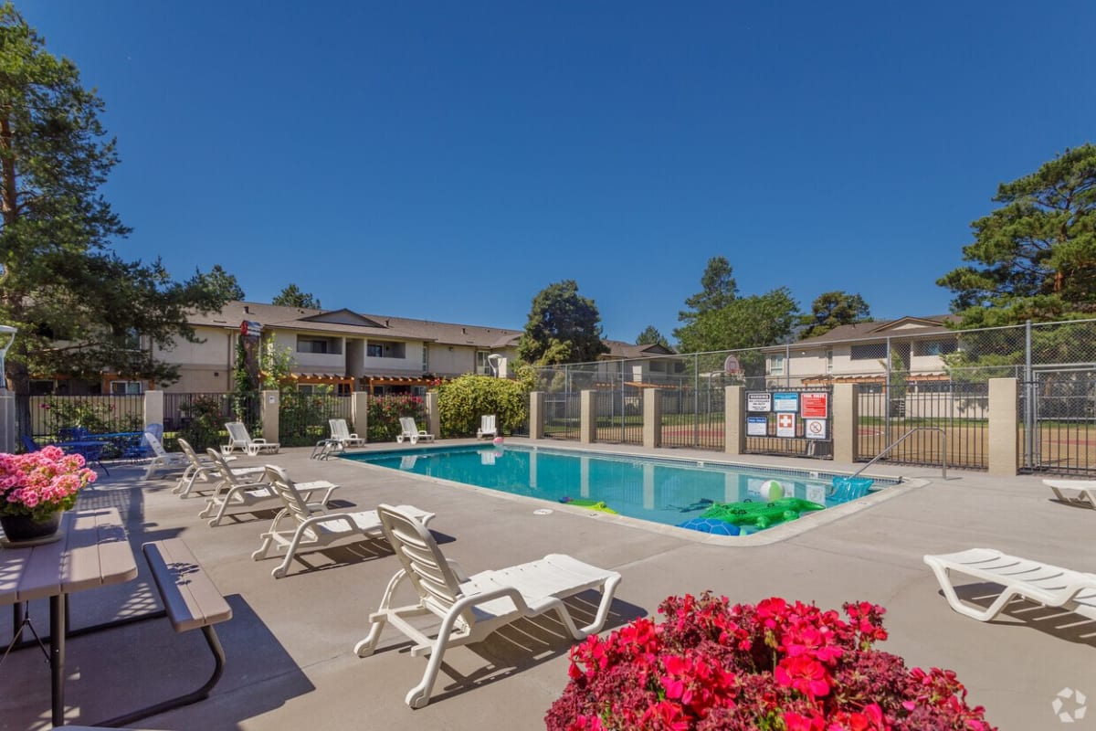 Photos and Video of Carson Catalina Apartments in Carson City, NV