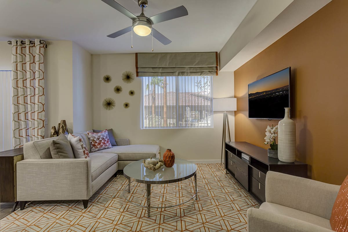 Henderson Apartments for Rent | The View at Horizon Ridge