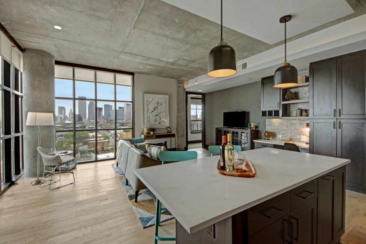 Luxury Apartment Rentals in Downtown Dallas | The Case Building