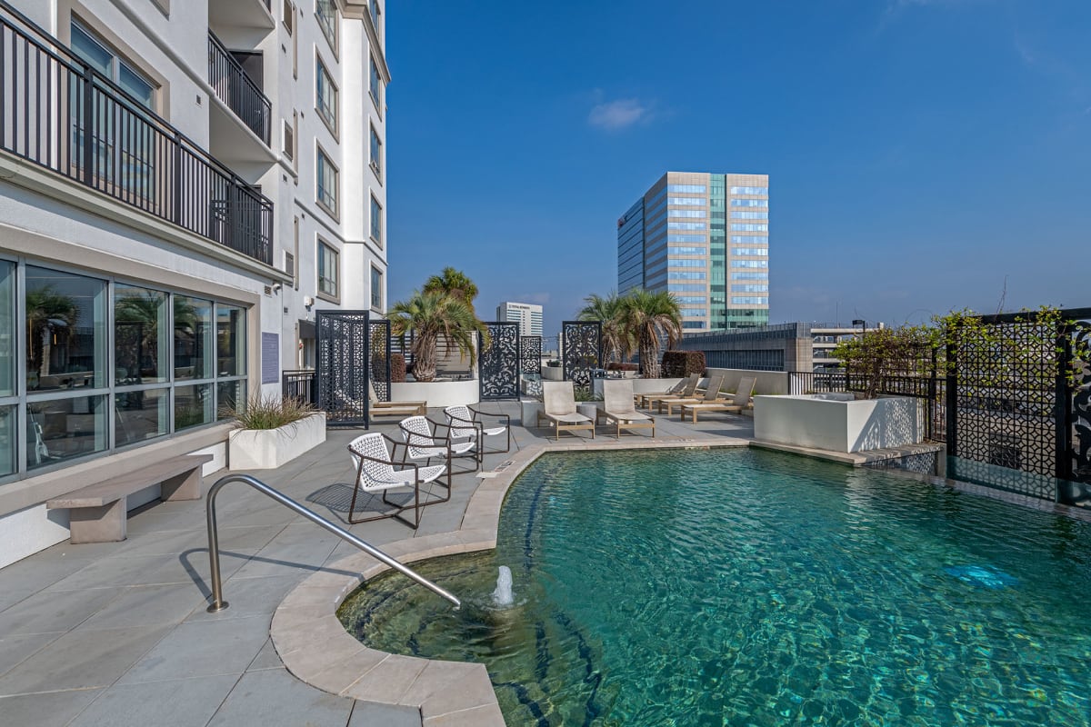 Photo Gallery of Dominion Post Oak in Houston, TX