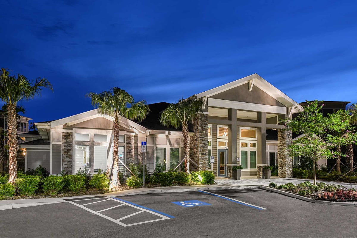 Photos and Video of Dunedin Commons Apartments in Dunedin, FL