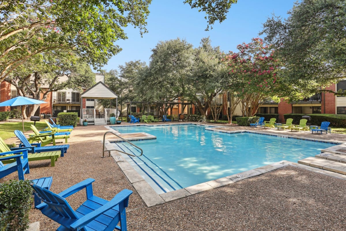 Photos Gallery | Hunters Chase in Austin, TX