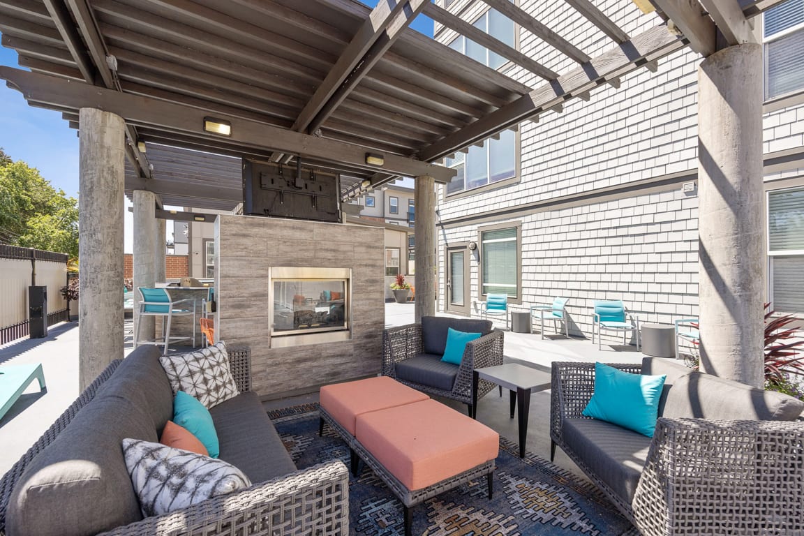 Westport Apartments Kansas City | 45 Madison