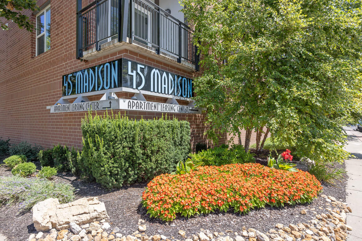 Westport Apartments Kansas City | 45 Madison