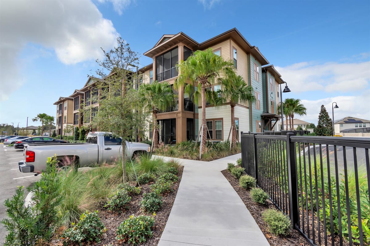 Apartments for Rent in Apopka | Photos of Pointe at East Shore