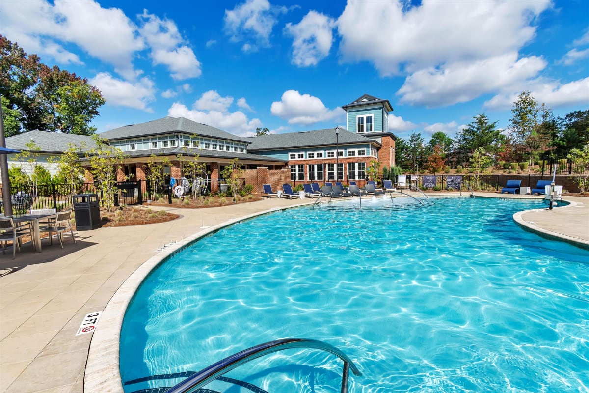 Apartment in Greenville | Photos of Trailside Verdae
