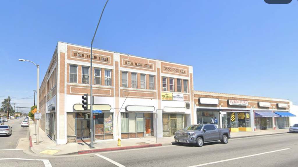 Property details for 4111 1/2 Gage Ave. from Fred Leeds Property ...