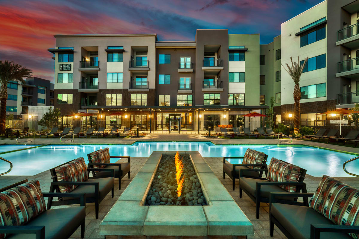 Luxury Apartments for Rent in Gilbert | Elevation at the Village