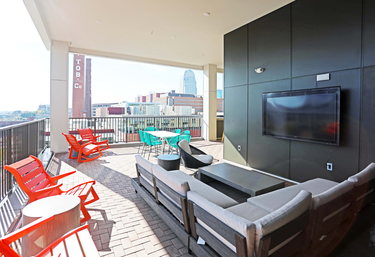Winston-Salem, NC Apartments | Link Apartments® Innovation Quarter