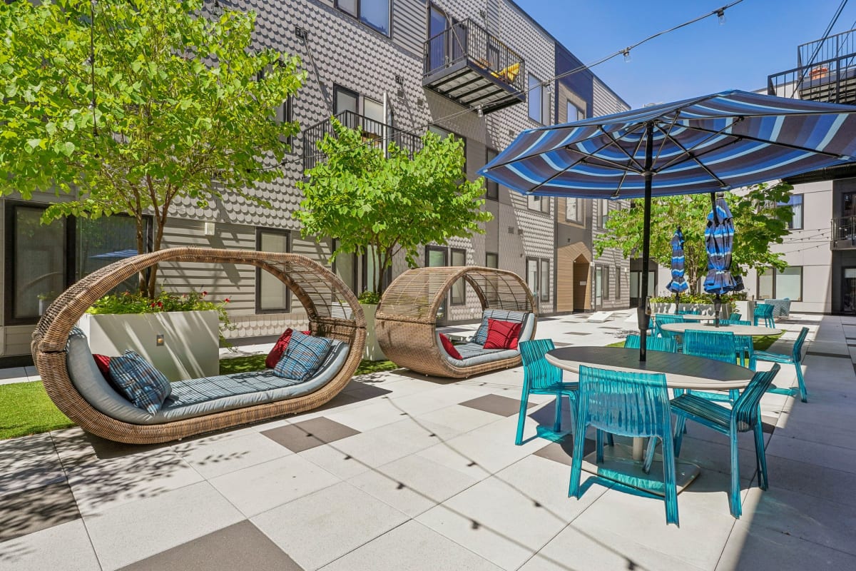 Neon Local Apartments | Denver for Rent | Apartments South Broadway