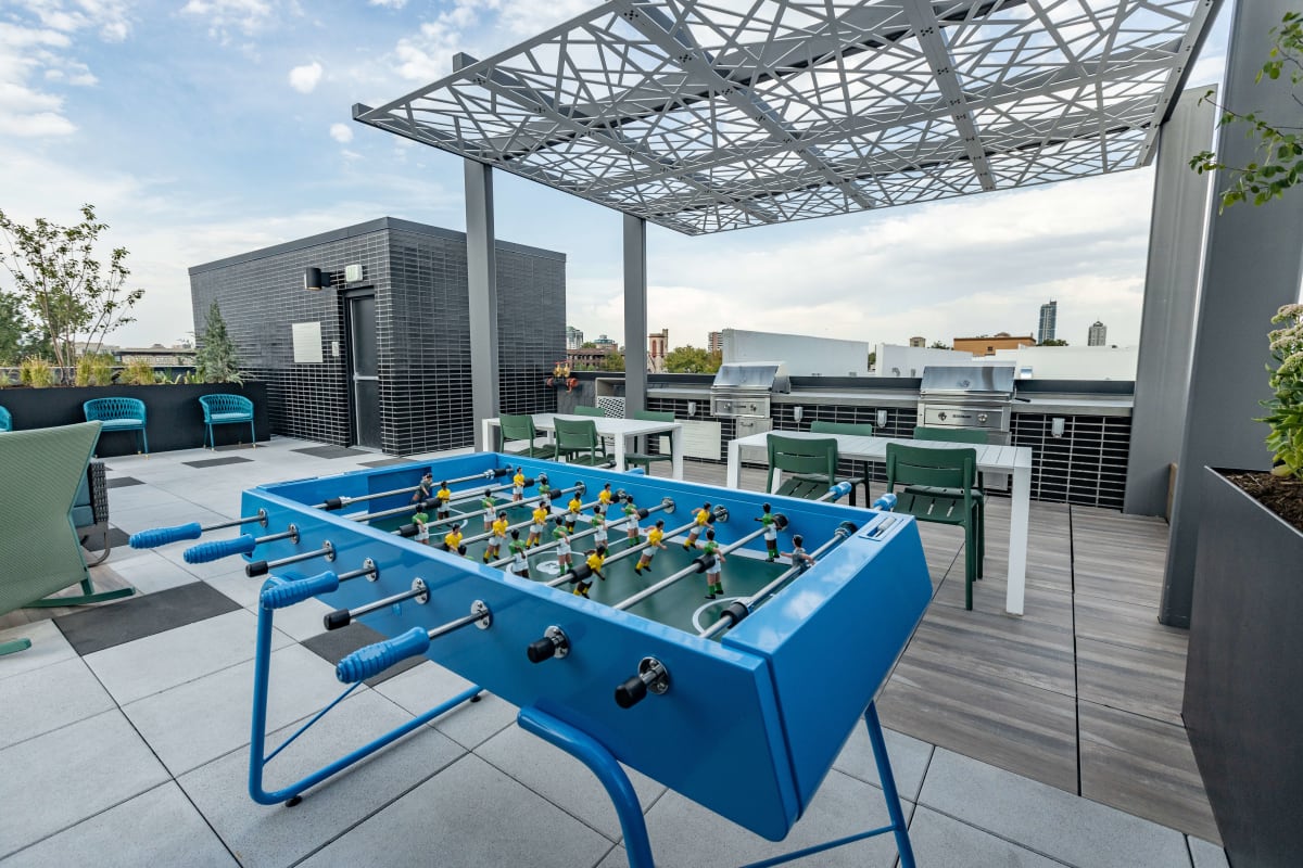 Neon Local Apartments | Denver for Rent | Apartments South Broadway