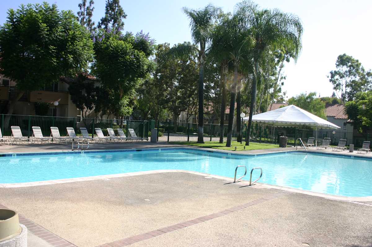 Pepperwood Apartments eBrochure