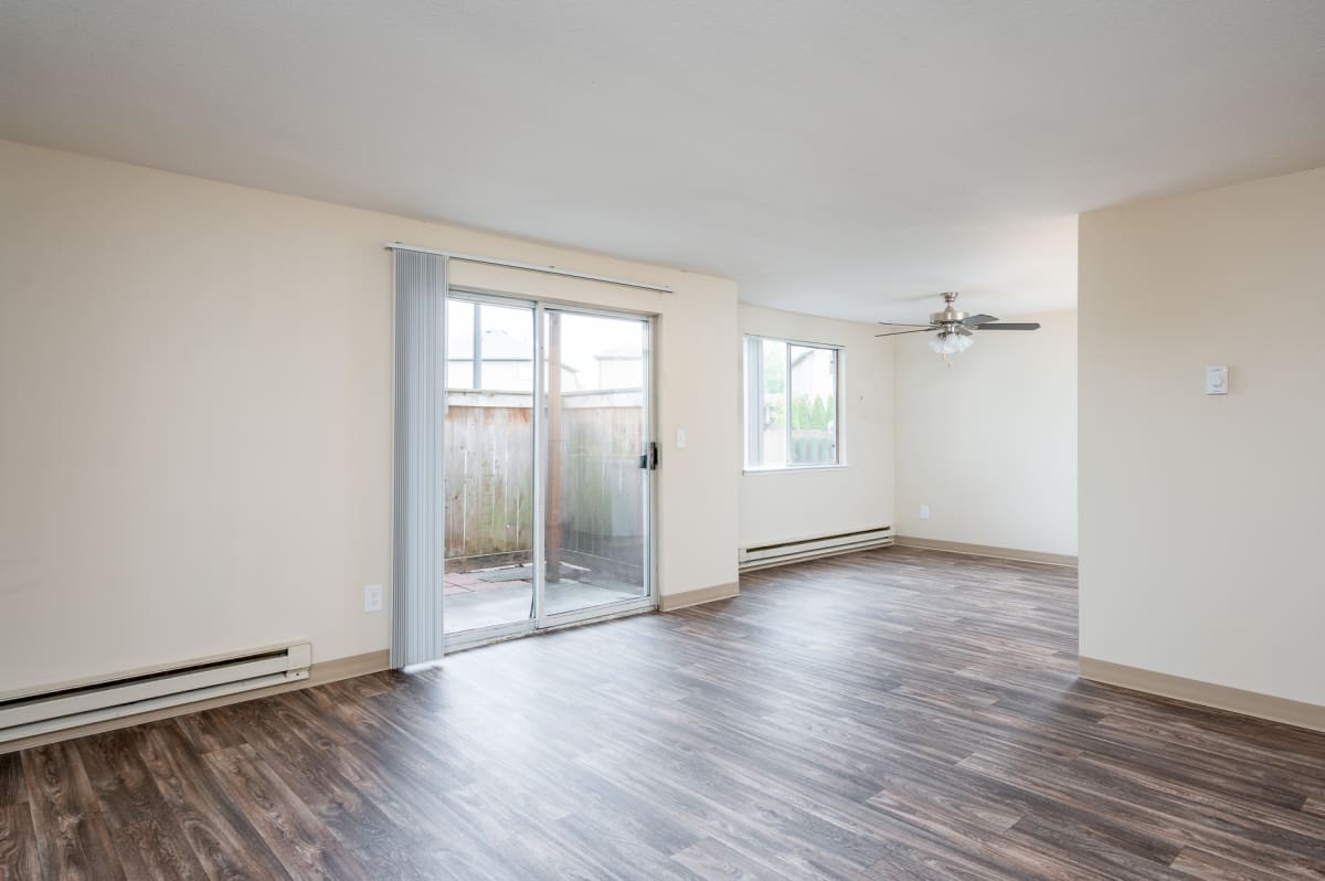 Photos and Video of Amber Court Apartments in Aloha, OR