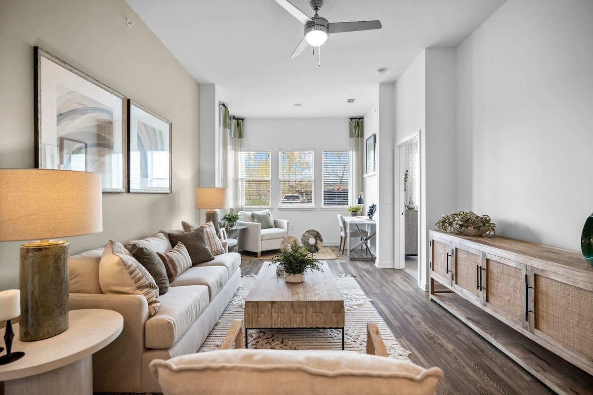 Pelham Apartments for Rent | Canopy Park