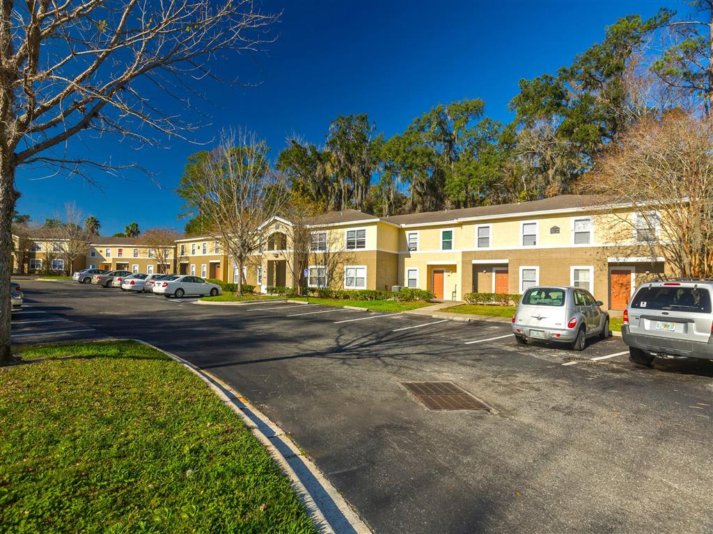 Photos and Video of Holly Cove Apartments in Orange Park, FL