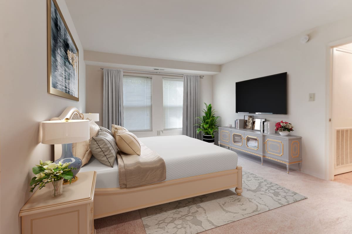 Photos and Video of Hunter's Run Apartments