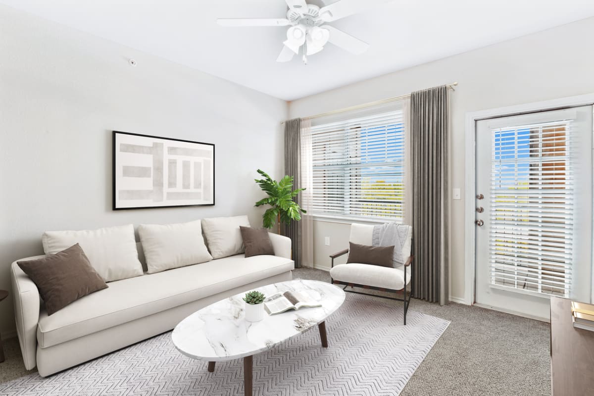 Photos and Video of Landings at Bluff Ridge Apartments in Dallas, TX