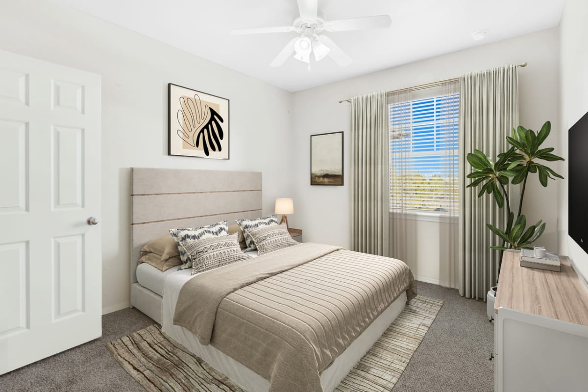 Photos and Video of Landings at Bluff Ridge Apartments in Dallas, TX