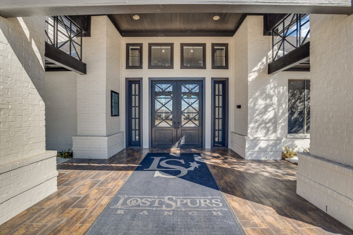 Photos and Video of Lost Spurs Ranch Apartments in Roanoke, TX