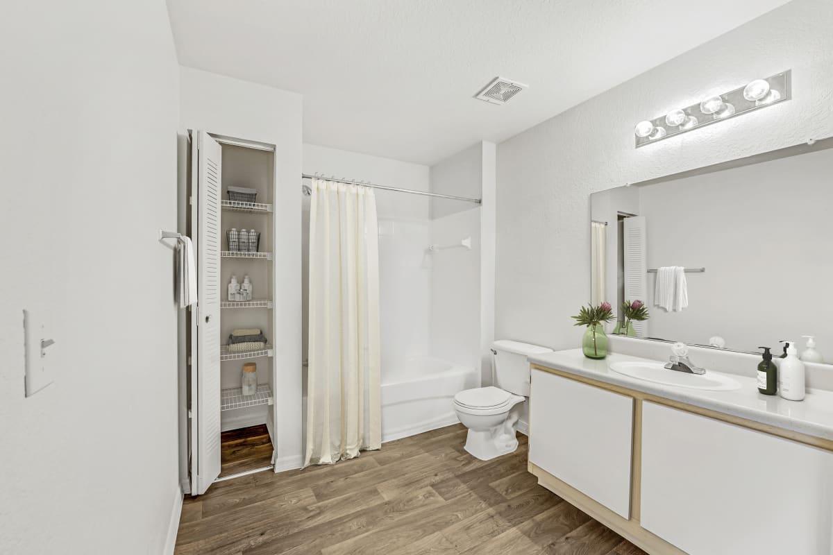 Photos & Video of West Pointe Villas Apartment Homes in Winter Garden