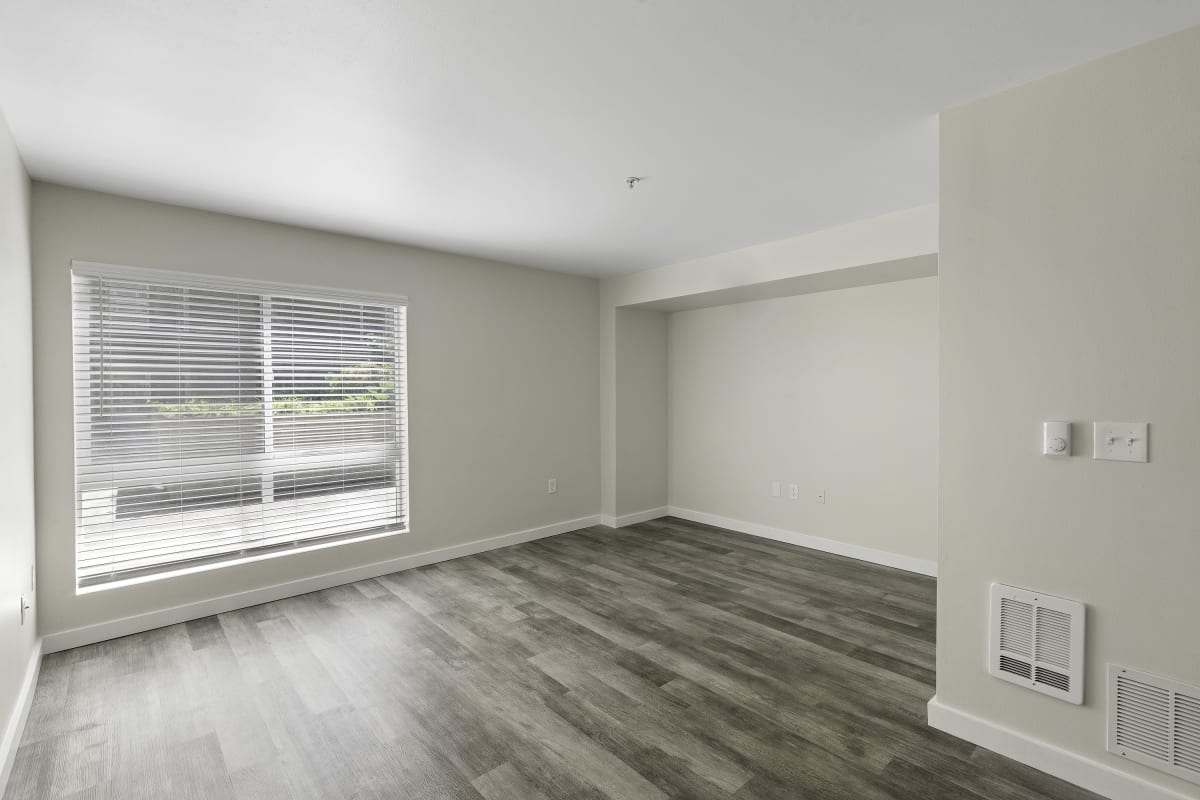 Downtown Bellevue Apartments for Rent | Excalibur Apartment Homes