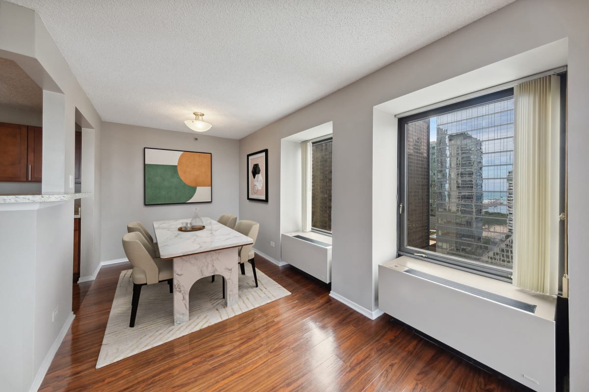 Photos and Video of Axis Apartments & Lofts in Chicago, IL