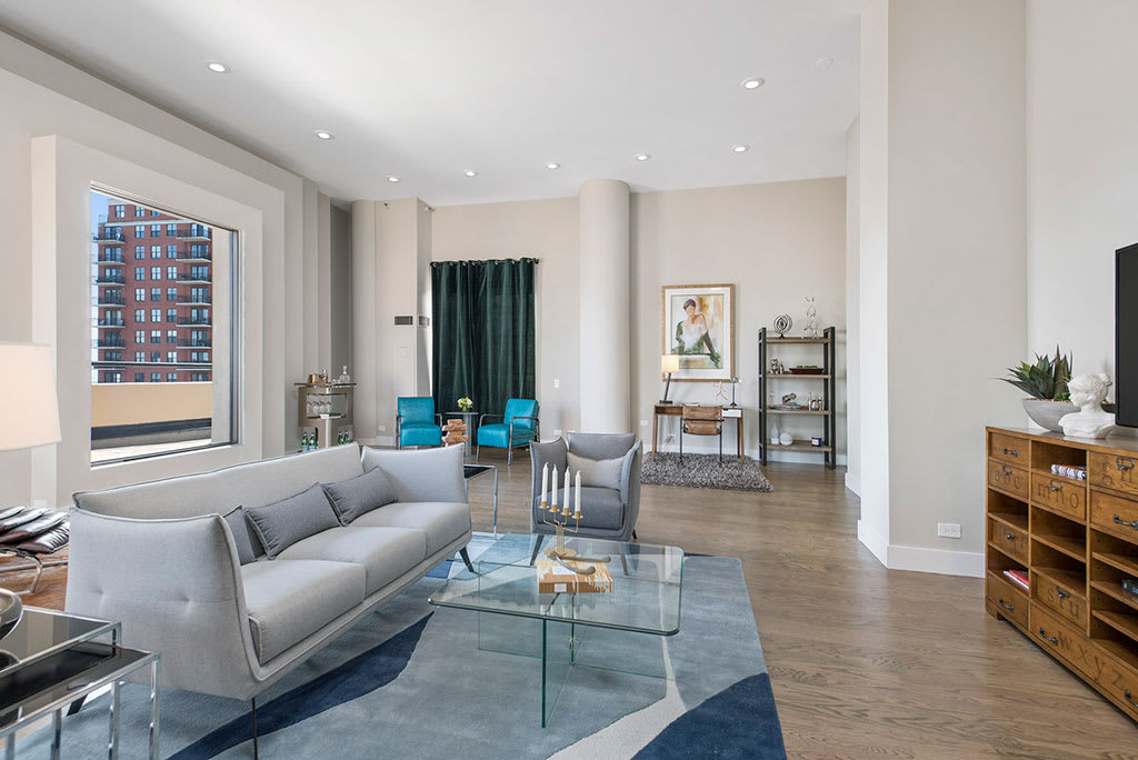 Photos and Video of 777 South State in Chicago, IL