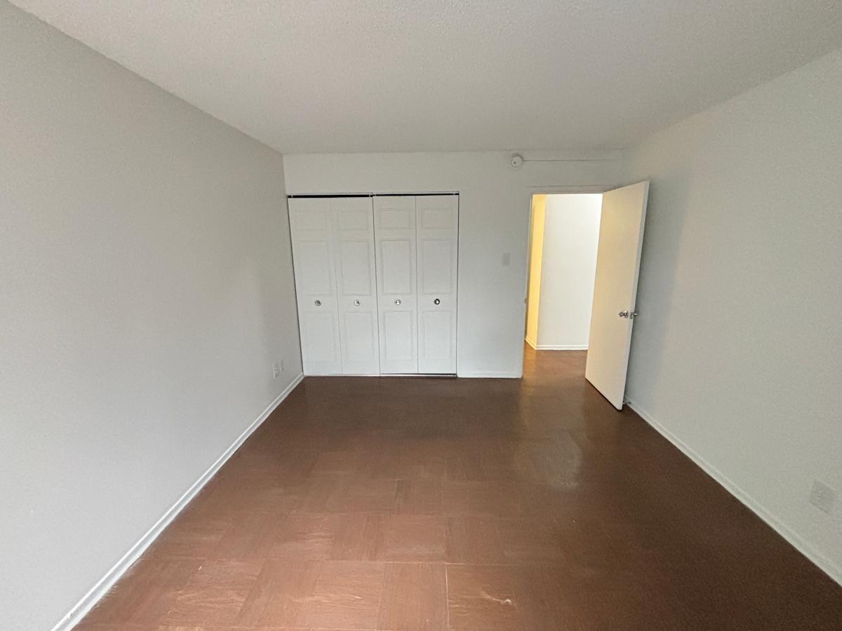 Photos and Video of Brent Place in Alexandria, VA