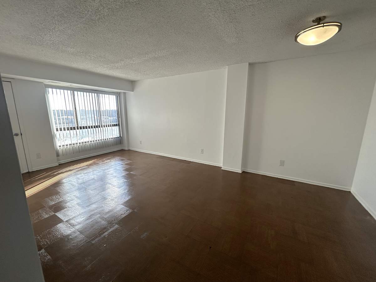 Photos and Video of Brent Place in Alexandria, VA