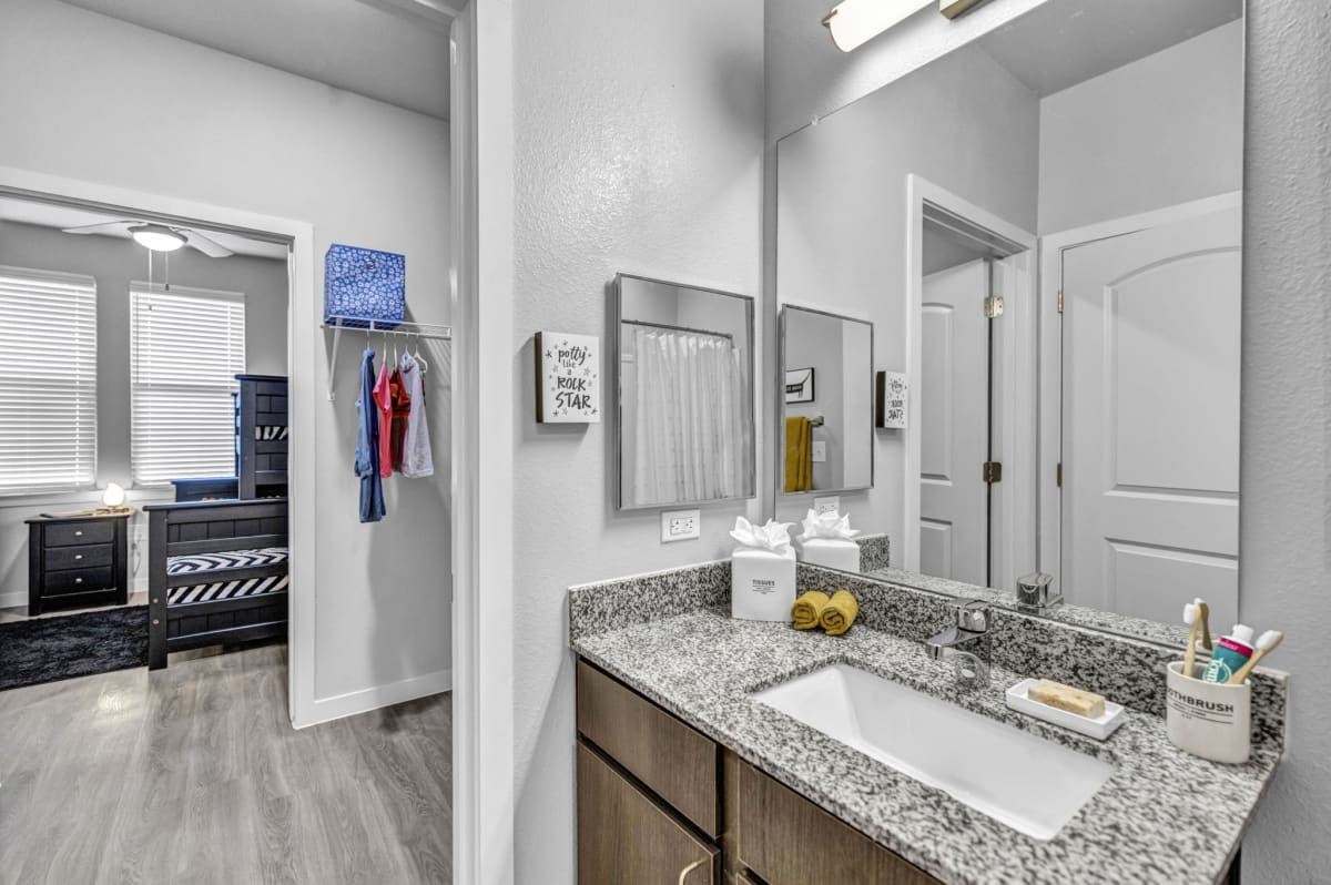 Photos and Video of Seven07 Lofts in San Antonio, TX