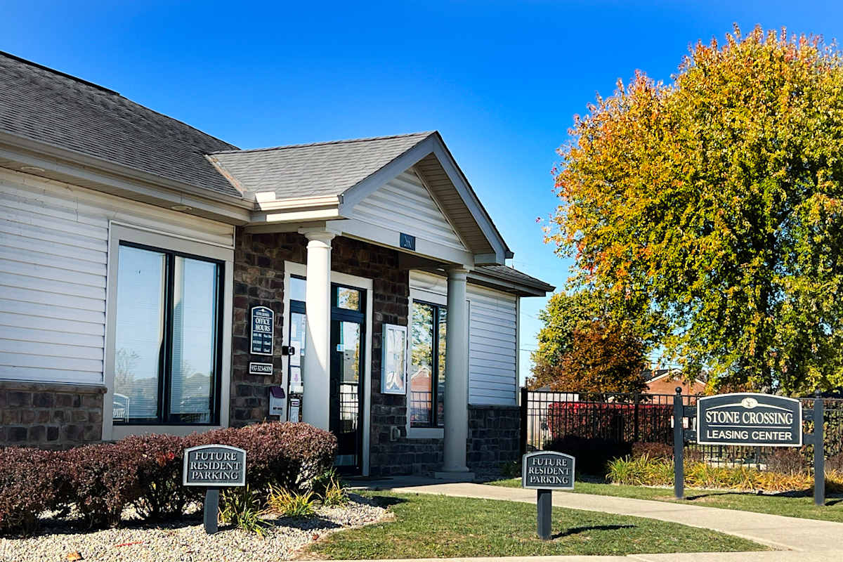 Photos and Video of Stone Crossing in Springfield, OH