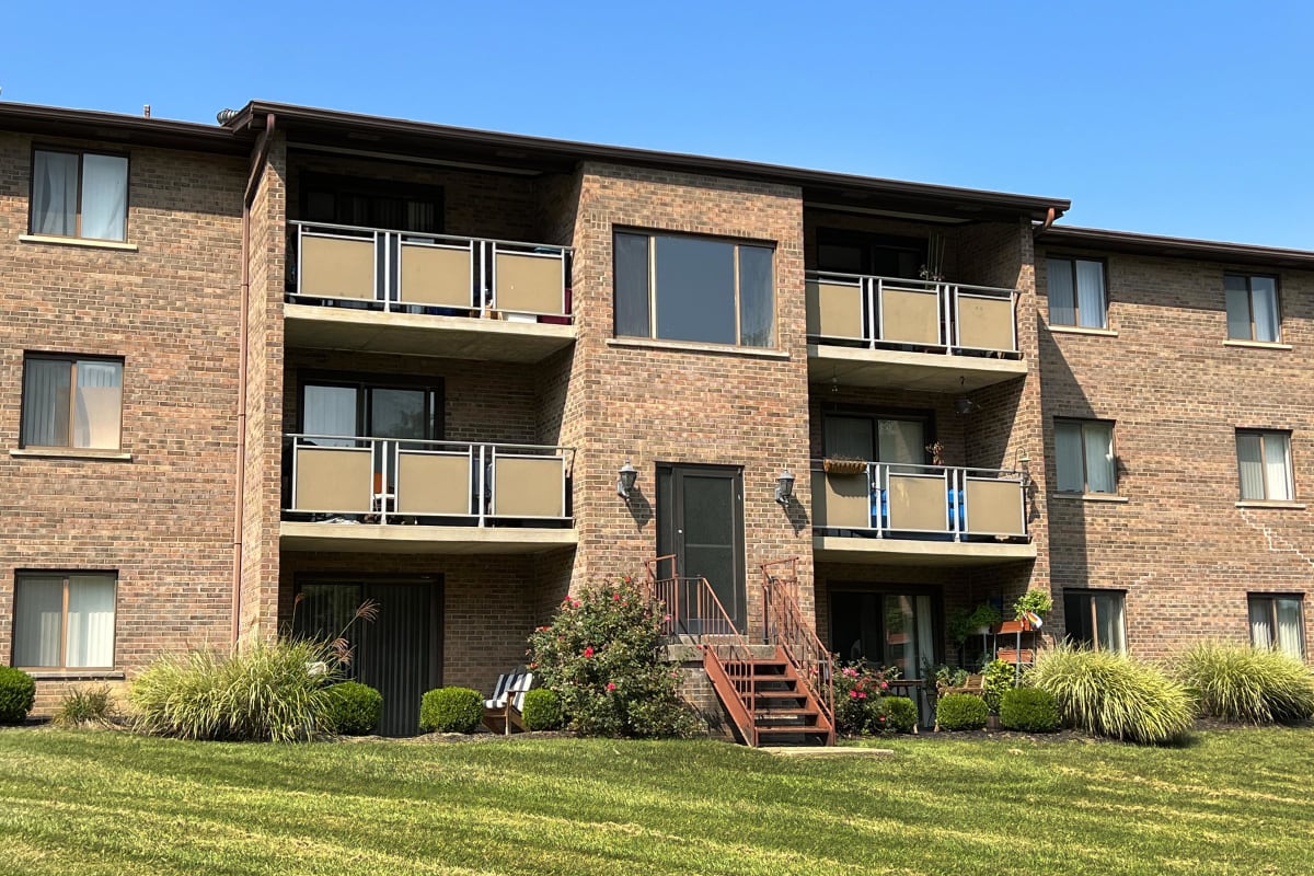 Apartments for Rent in Fort Wright, KY | Devou Village | Photos