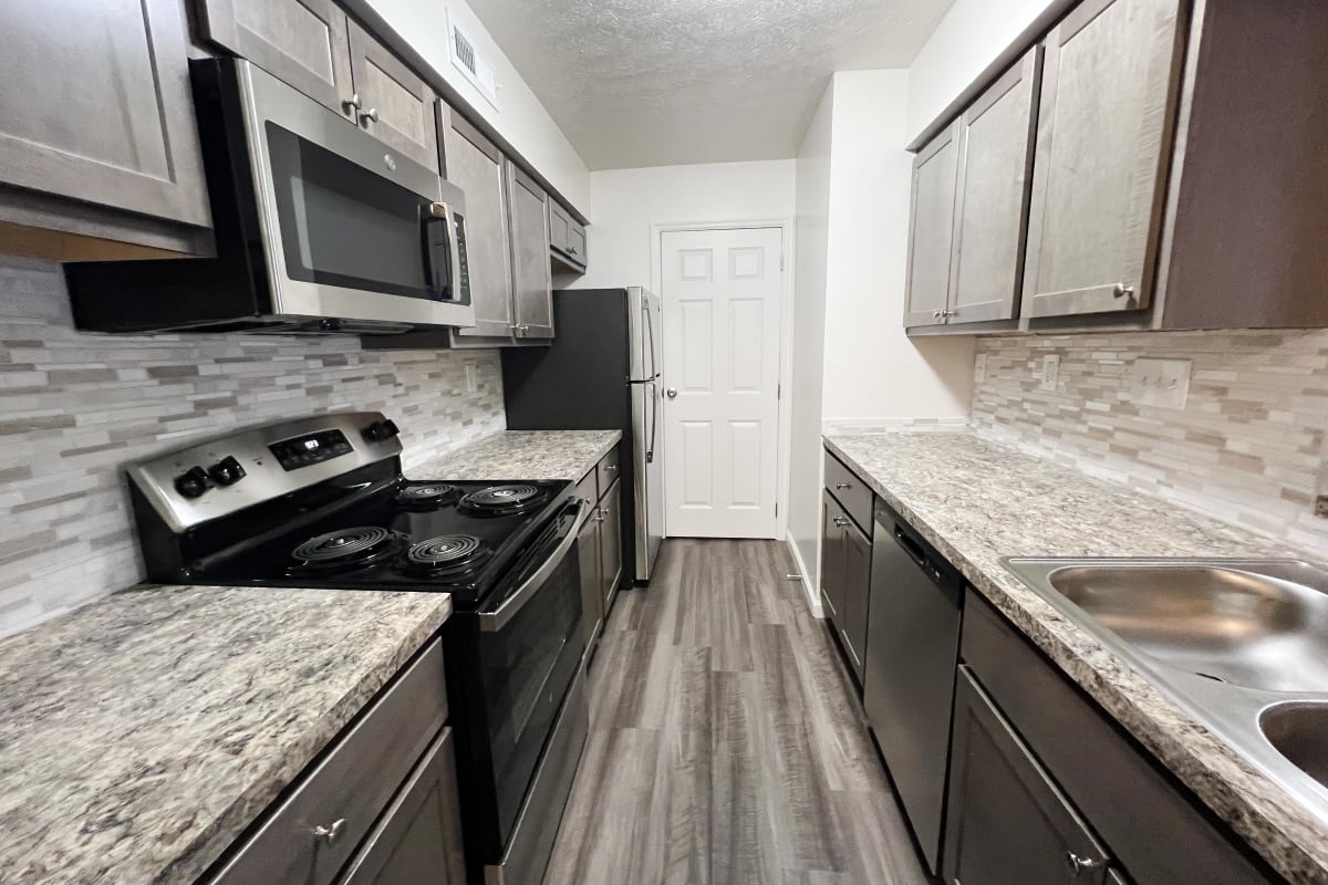 Photos and Video of Deercross Apartments in Blue Ash, OH