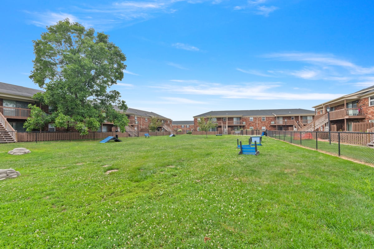 Lake Castleton | Apartments in Indianapolis, IN | RENTCafe