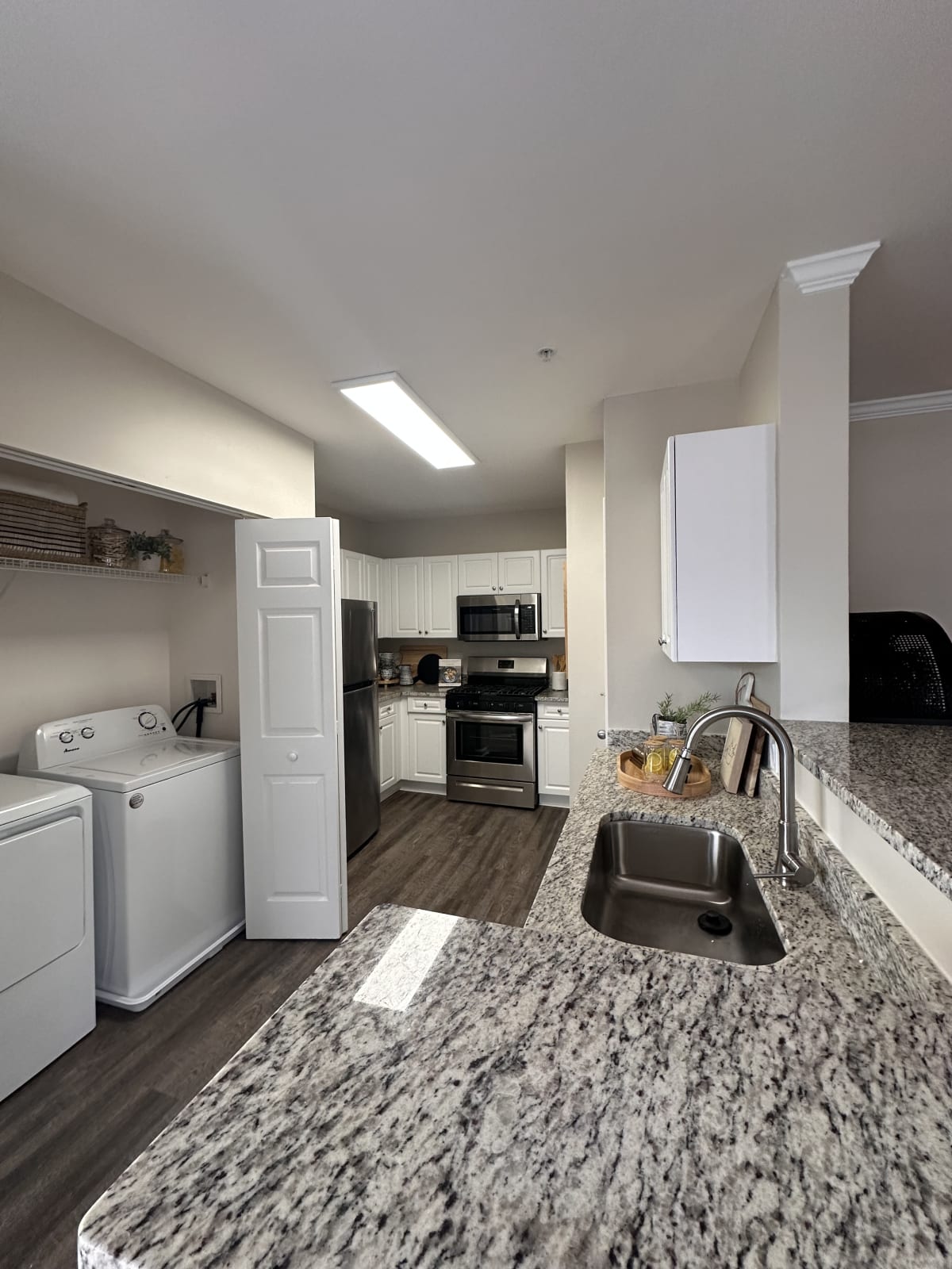 Apartments for Rent in Groton, CT | The Ledges