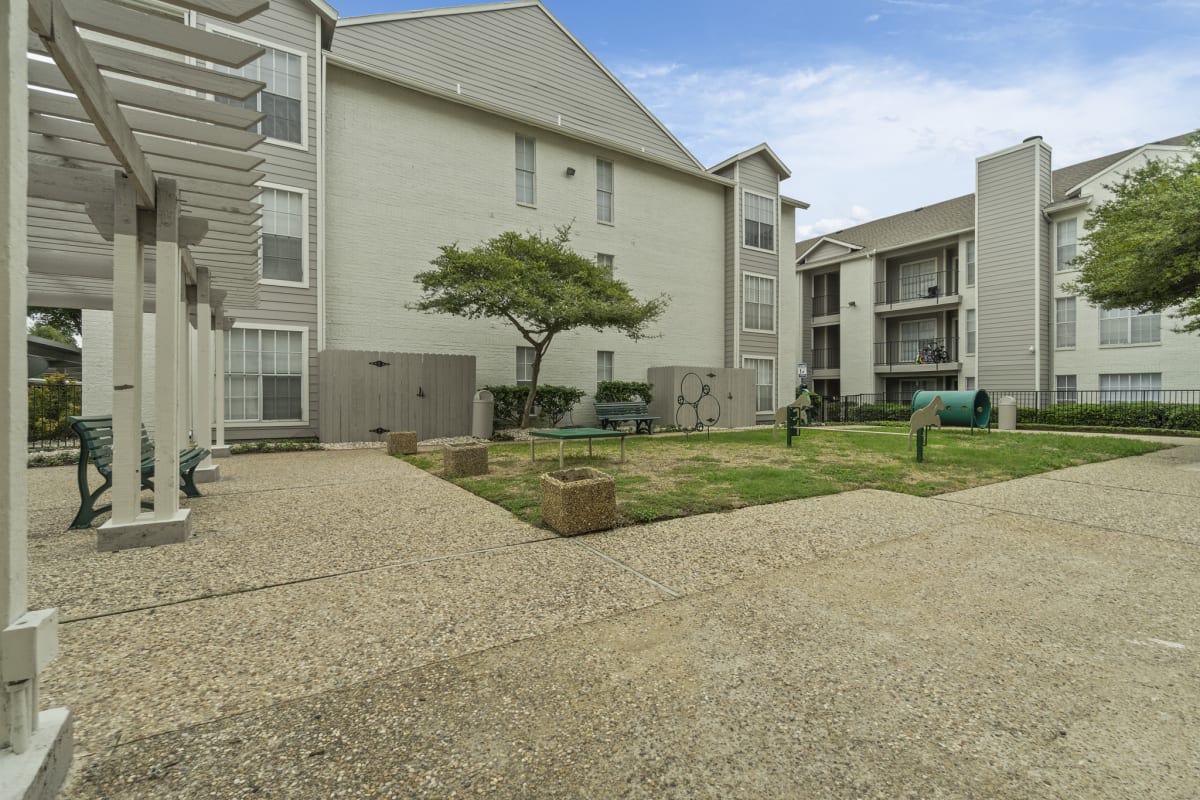 The Edison Photos | Apartments in Northeast Dallas