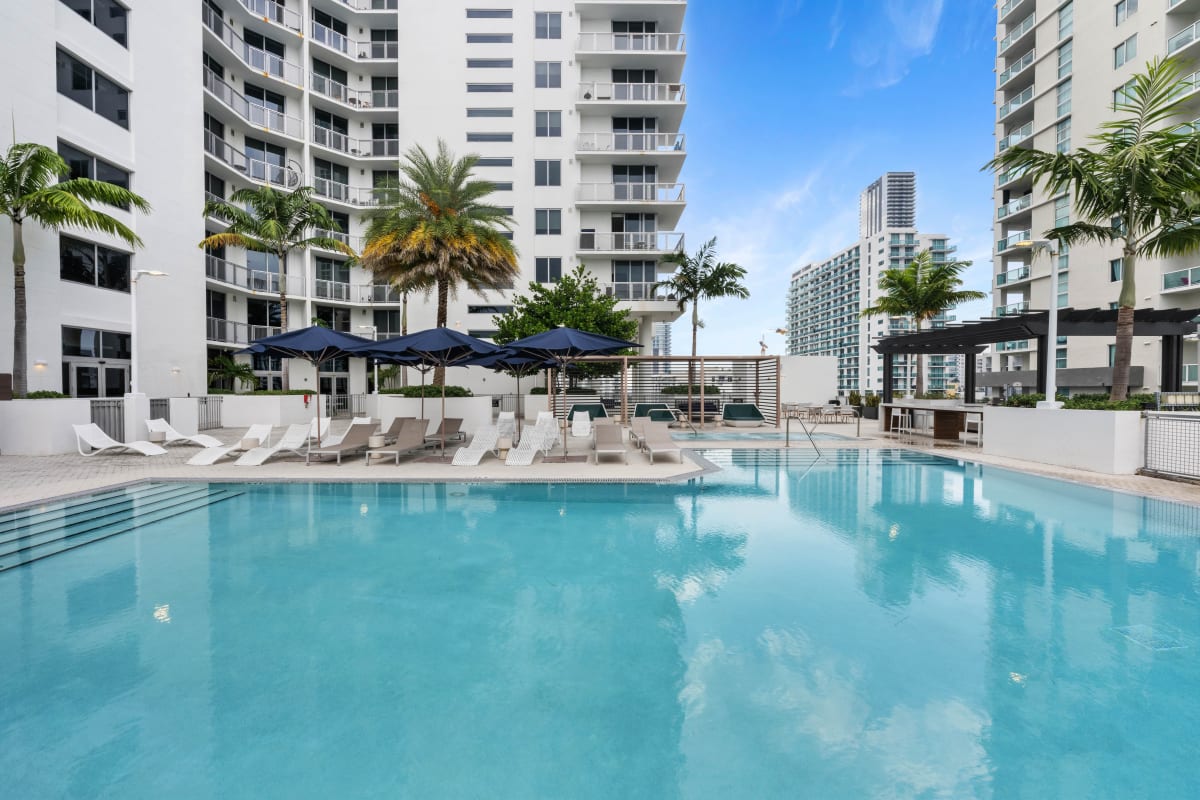 Photos of Wynwood Bay Apartments | Edgewater Apartments Miami
