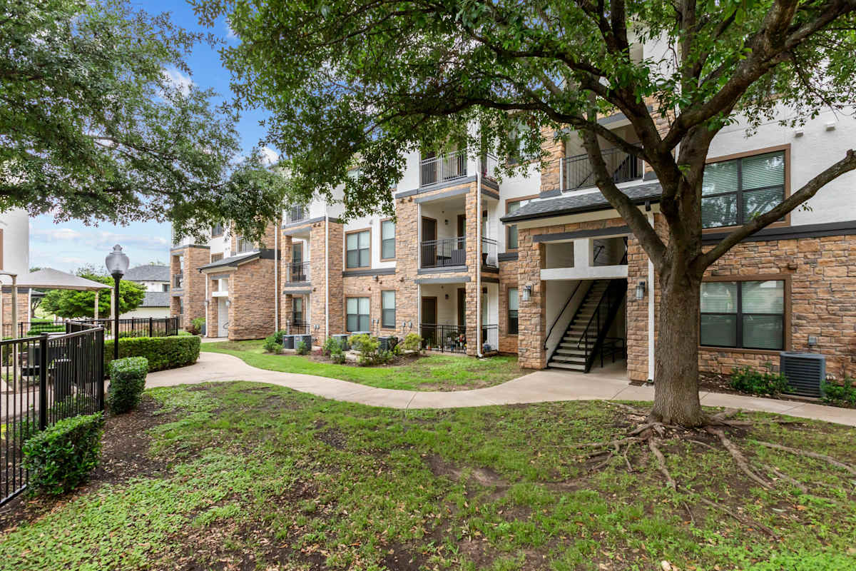 Photos and Video of PECAN POINTE in Temple, TX