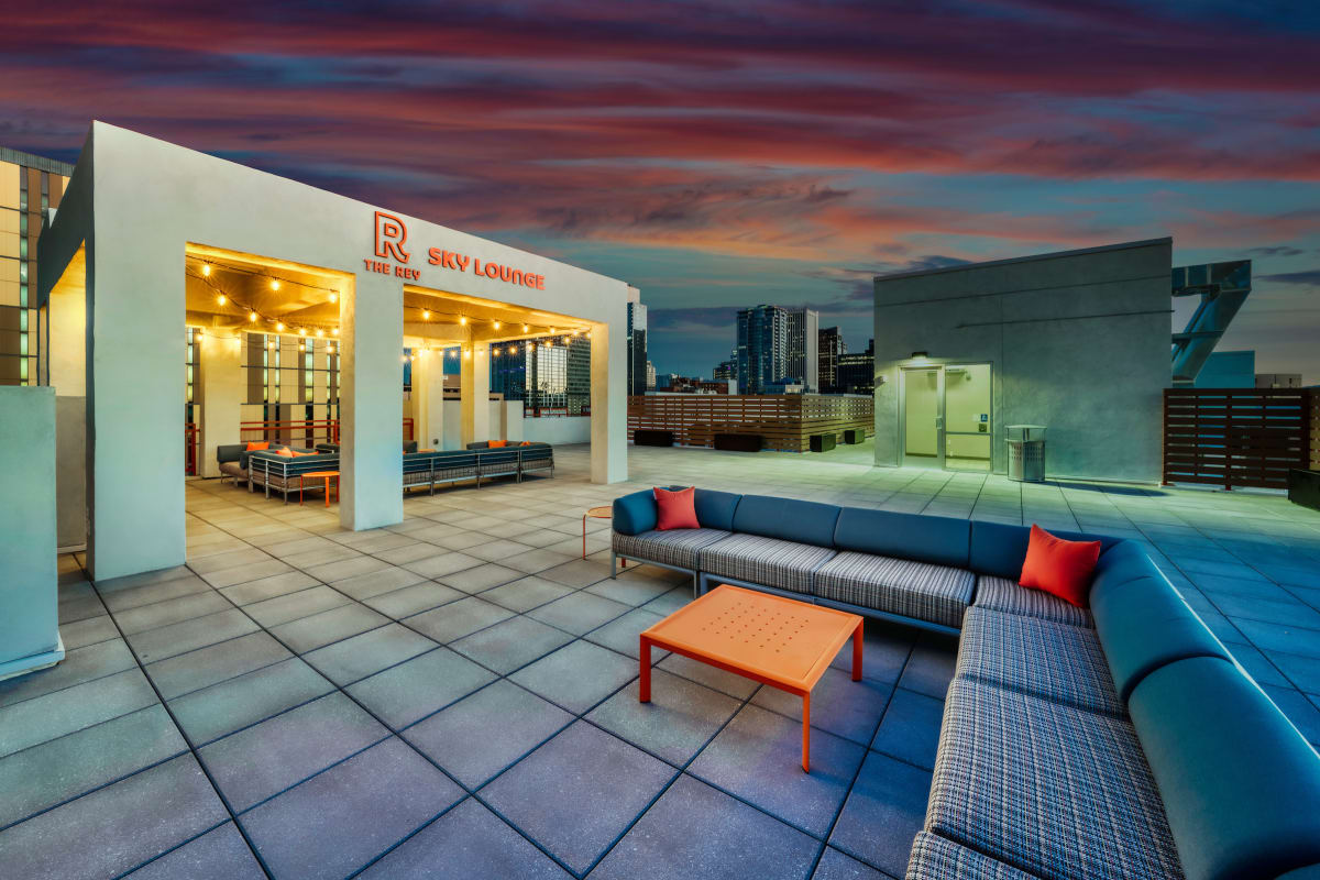 Apartments for Rent in Downtown Phoenix | The Rey Downtown