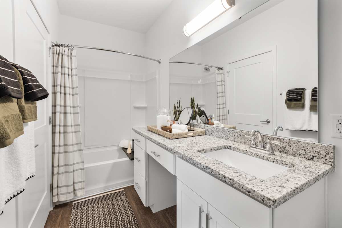 46214 Apartments for Rent | Center Point Apartments | Photos