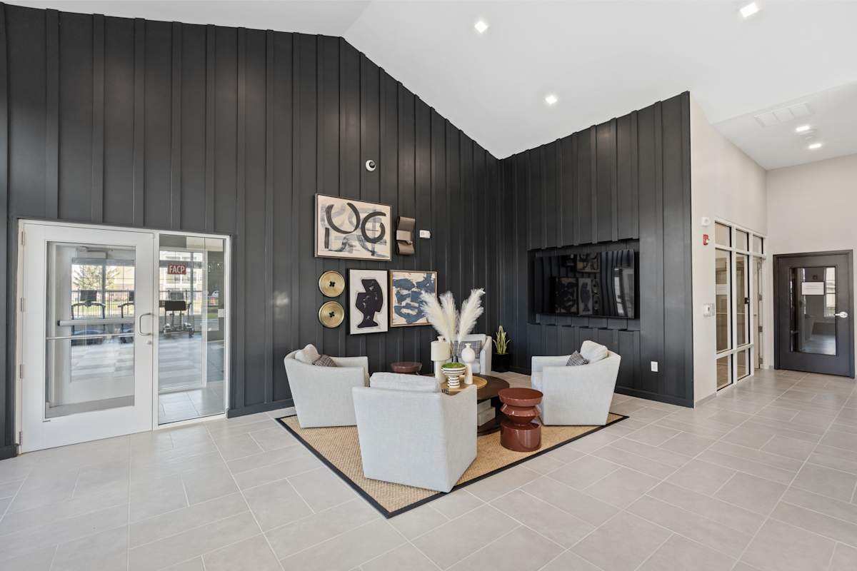 46214 Apartments for Rent | Center Point Apartments | Photos