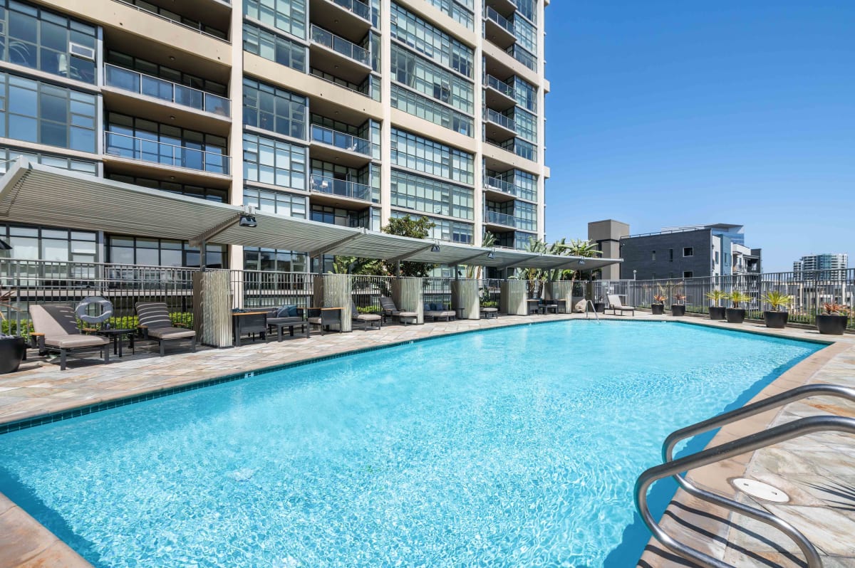 Luxury Apartments in Irvine, CA | Photos & Gallery