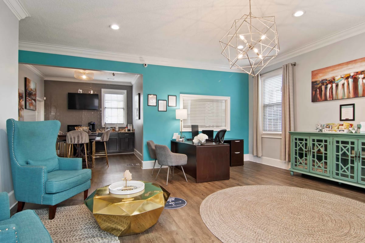 Photo Gallery | Audubon Briarcliff Apartments in Atlanta