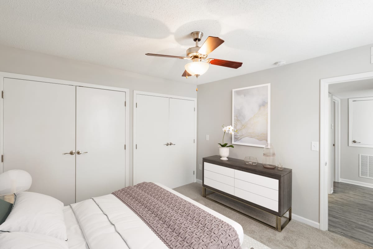 Gallery | Pet-Friendly Apartments Near UNC Charlotte