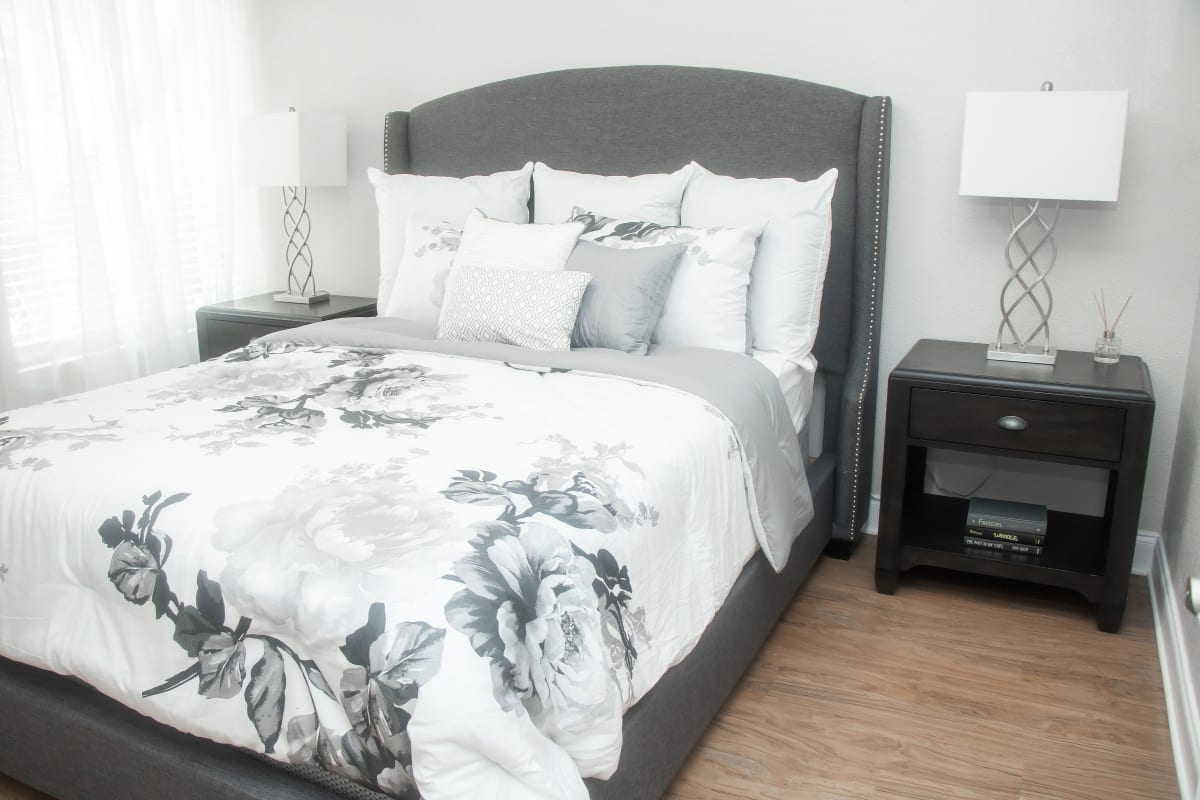 Gallery of The Element at River Pointe | Jacksonville Apartment Photos