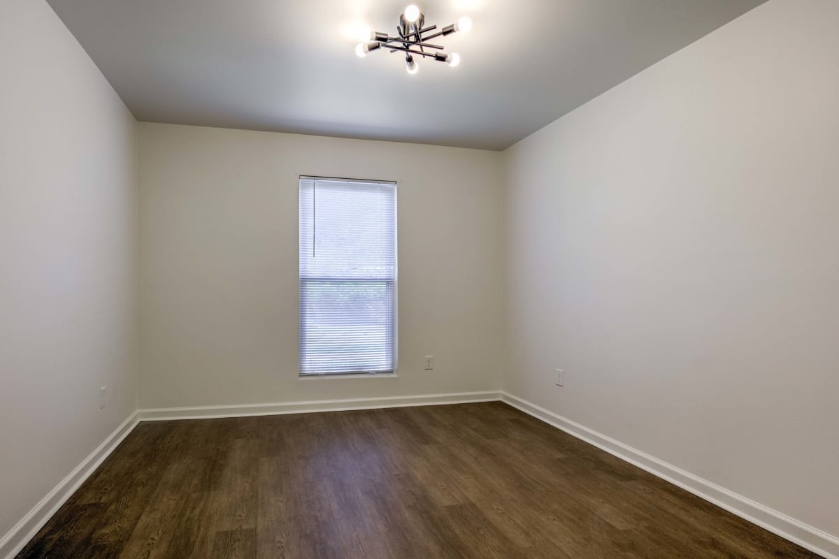 Photos of Whitney Manor Apartments | Gretna, LA Rentals
