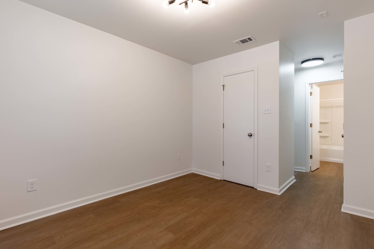 Photos of Whitney Manor Apartments | Gretna, LA Rentals