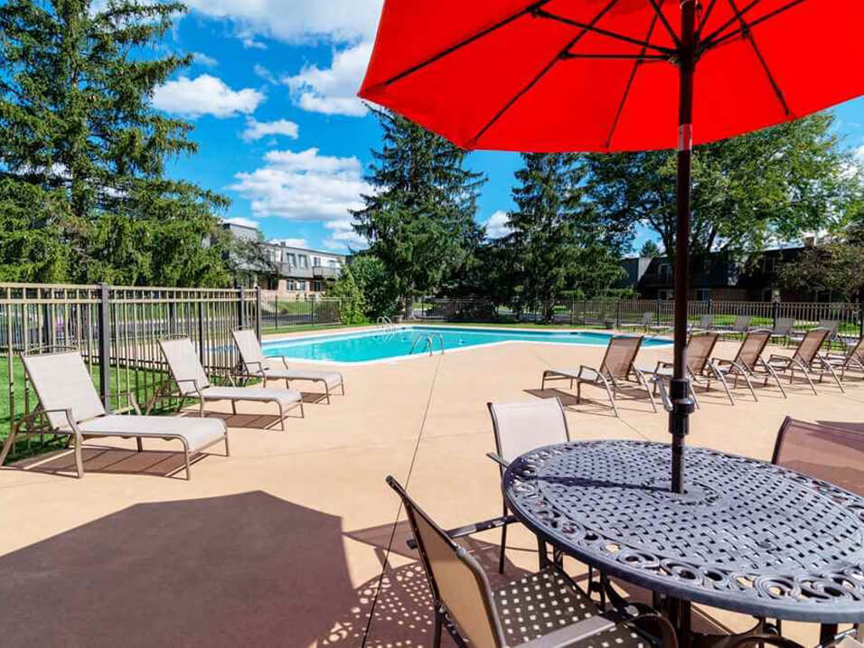 Photo Gallery | Hamilton Trace | Apartments in Okemos, MI