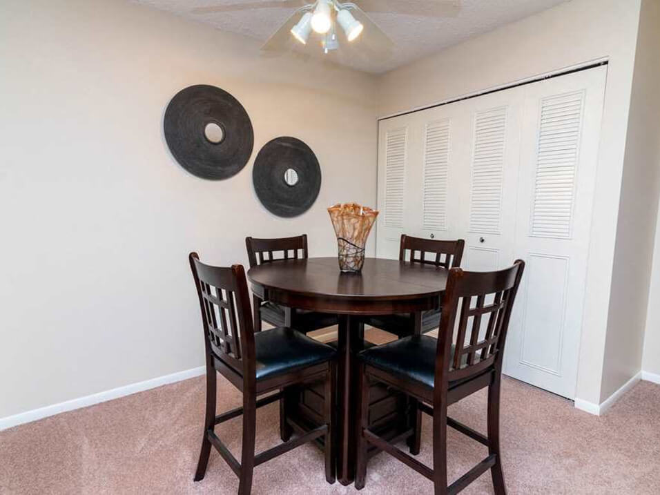 Photo Gallery | Hamilton Trace | Apartments in Okemos, MI